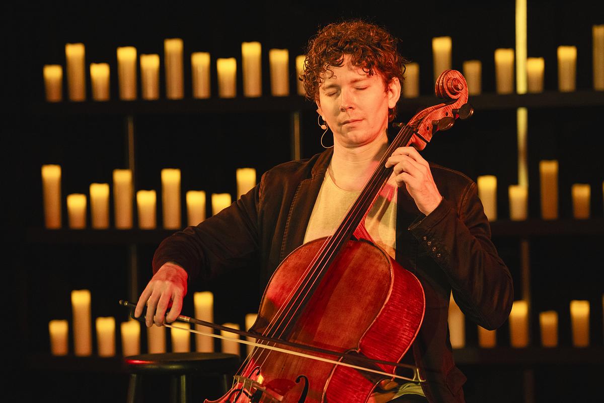 Cellist and composer Joshua Roman will tell his story with long COVID ...